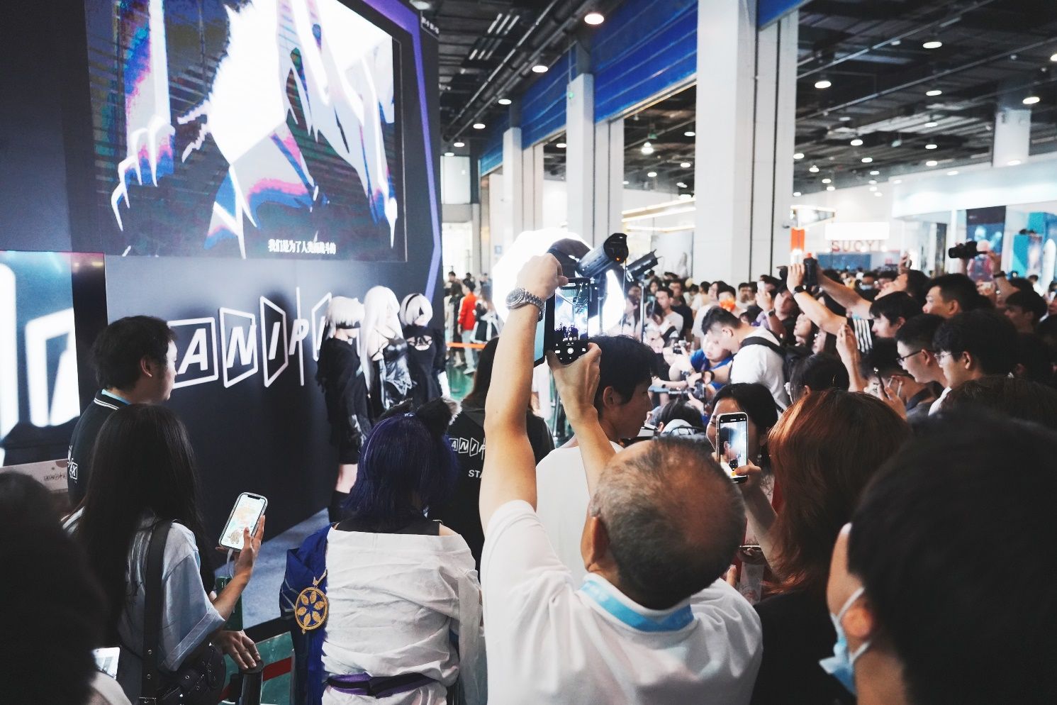 索尼集团携ANIPLEX热门动画IP以及黑科技产品亮相第19届中国国际动漫节_财富号_东方财富网