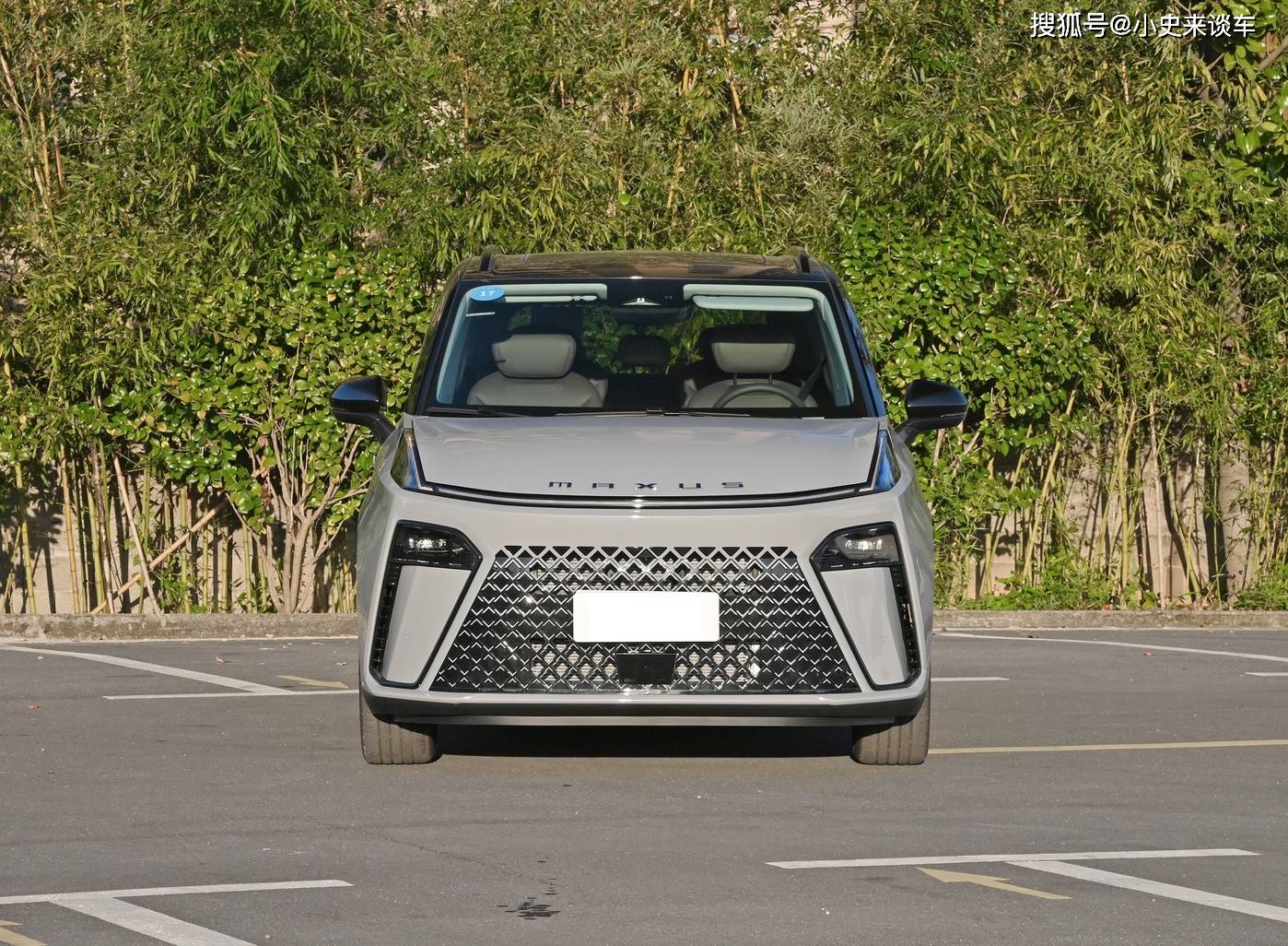 上汽大通G70豪华中型MPV不到15万，配三联大屏+360度旋转座椅，配2.0T+9AT_财富号_东方财富网