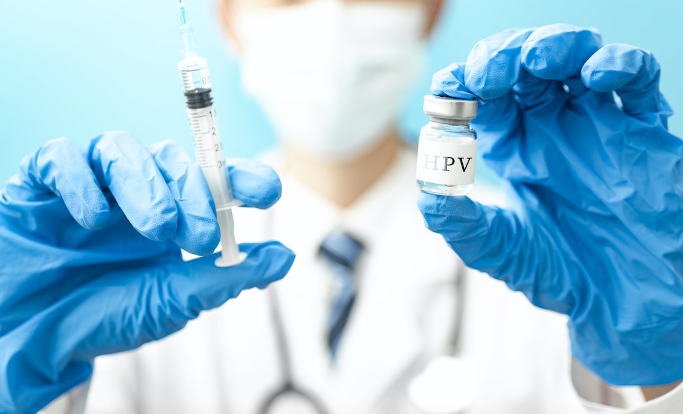 价格战下销售额“腰斩”，国产二价HPV疫苗掉下“神坛” | 行业风向标_财富号_东方财富网