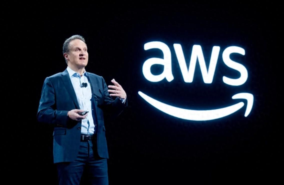 亚马逊AWS CEO辞职：或因错过生成人工智能机会 被赶下台_财富号_东方财富网