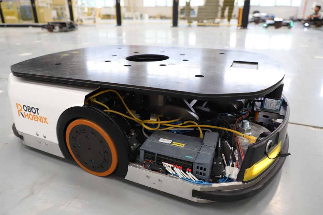 翼菲科技全球首发PLC二维码顶升AGV_财富号_东方财富网