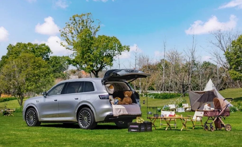 问界M8周销3680辆碾压BBA！赛力斯毛利率暴增240%的秘密_财富号_东方财富网