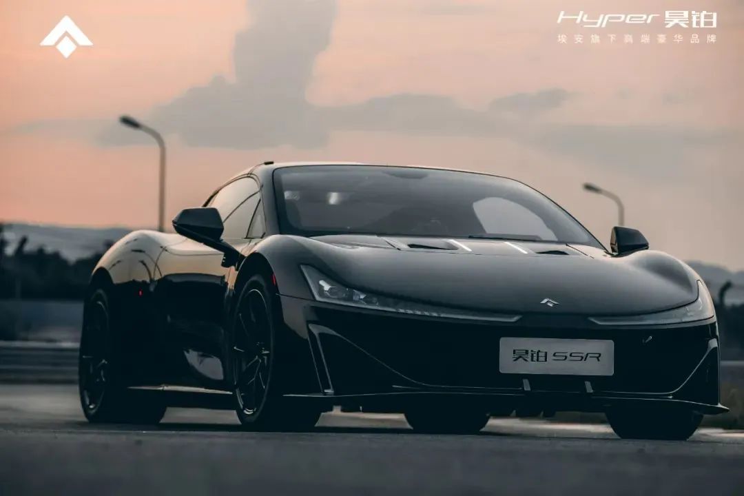 昊铂SSR巅峰试驾会上演速度与激情_财富号_东方财富网