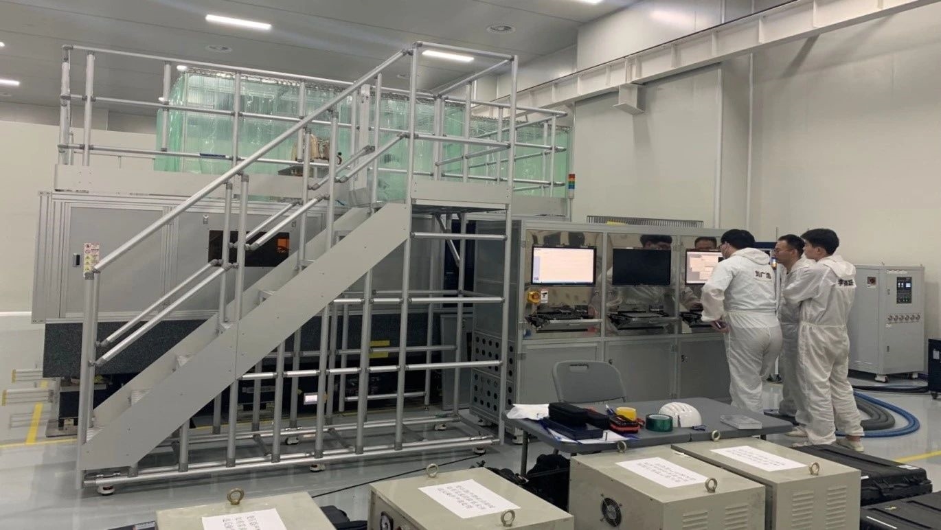 国内首台基于DPSS激光器的OLED剥离设备研发成功激光剥离(Laser-Lif_财富号_东方财富网