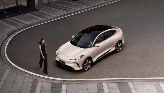 中大型纯电SUV销冠，续航802km，剑指小米YU7，仅售19.49万 隔壁说车_财富号_东方财富网